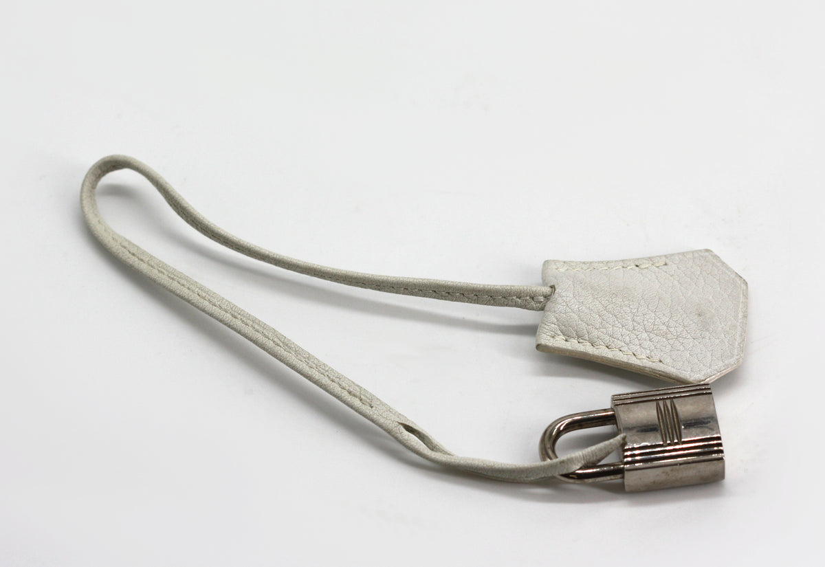 Hermes Palladium Bag Padlock w/ Toggle and Two Keys – A.B. Levy's